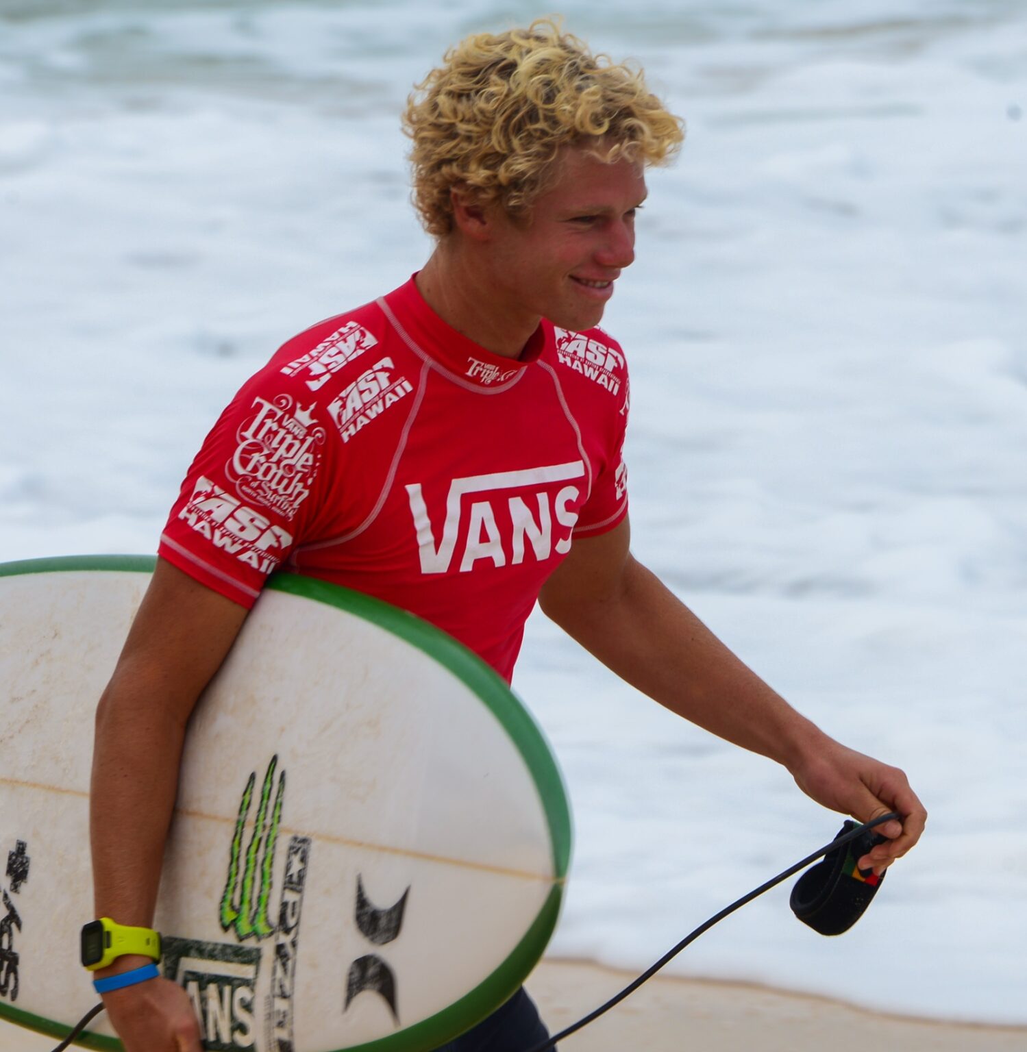 The History of Surfing in Hawaii - Hawaii.surf